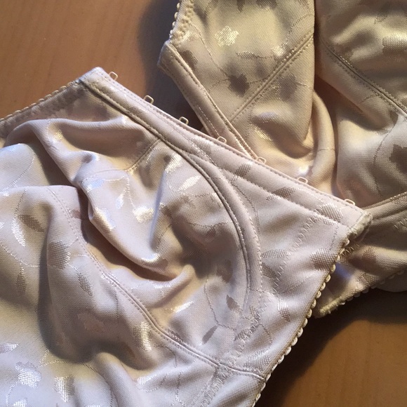 Elila | Intimates & Sleepwear | Elila Front Closure Bra 515 | Poshmark